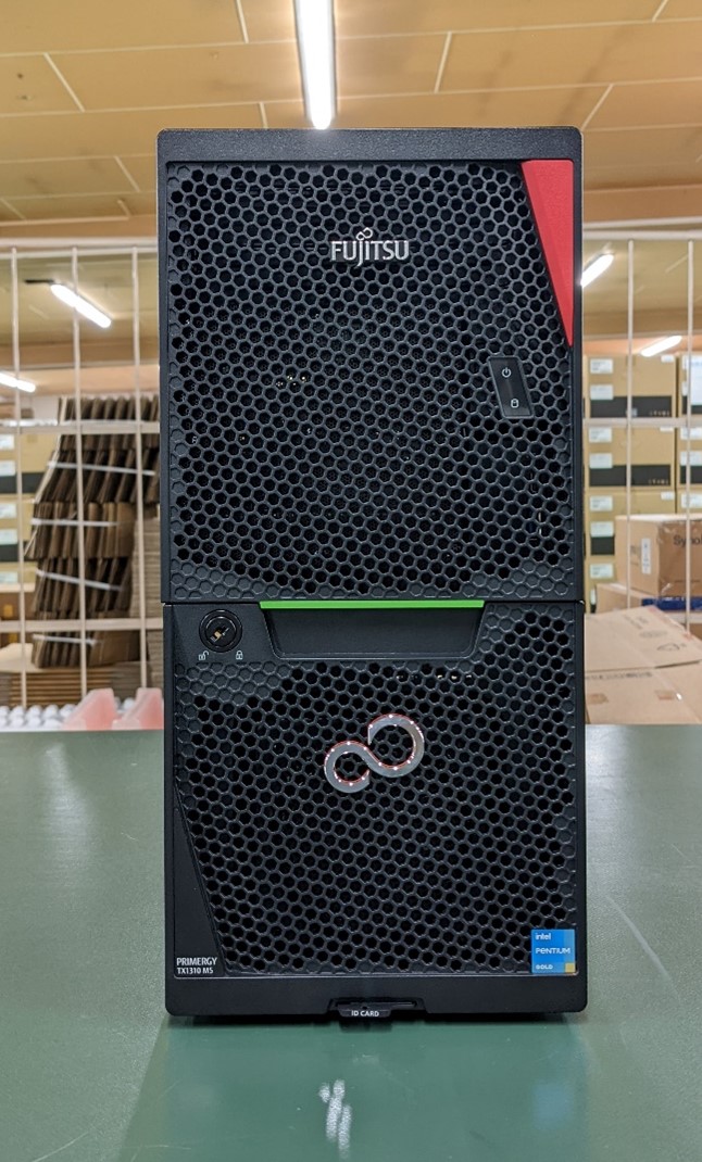 PRIMERGY TX1310M5とはどんな姿・形状をしているのか！？ | OTTOSERVER "TECH" Blog
